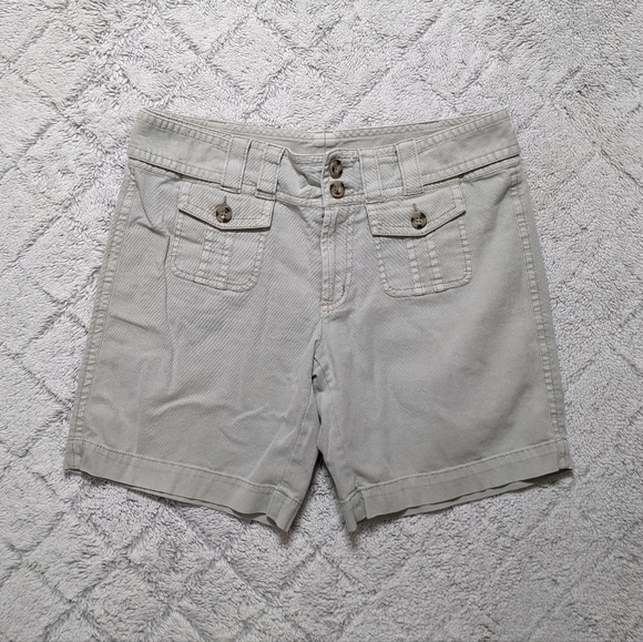 Sundance | Shorts | Sundance Utility Shorts Womens 8 Light Gray ...